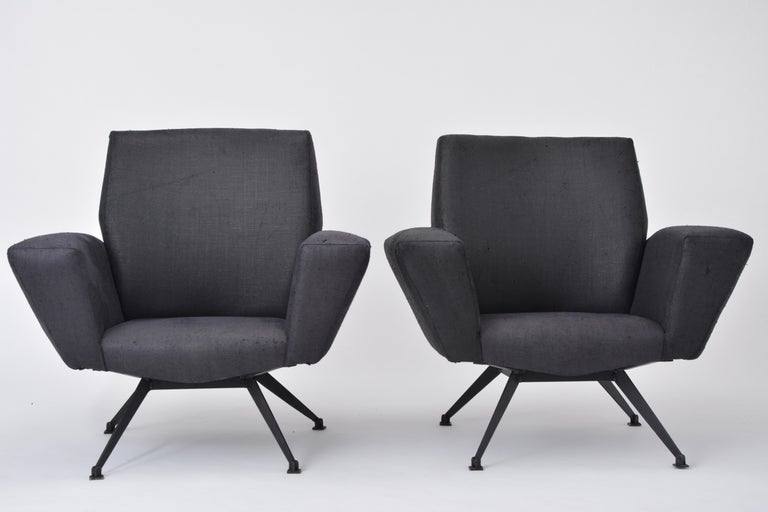 Vintage Black Italian Lounge Chair Model 548 by Lenzi, 1960s at 1stDibs