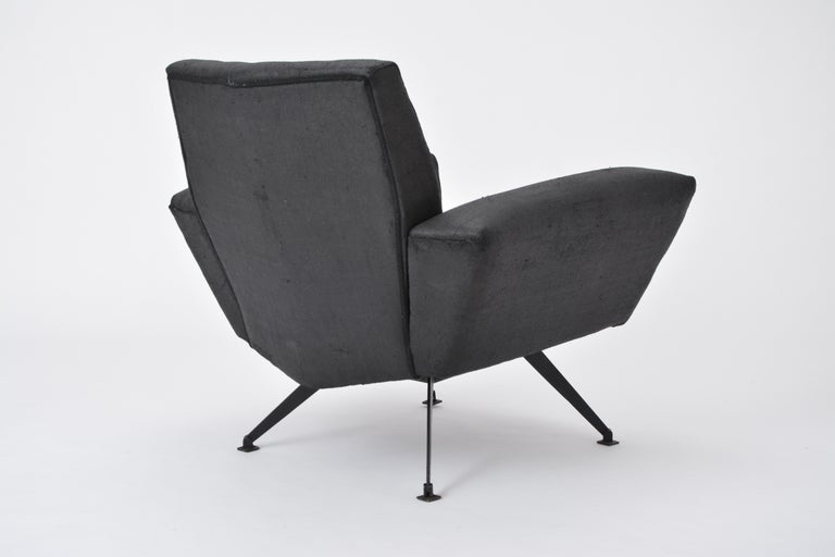 Vintage Black Italian Lounge Chair Model 548 by Lenzi, 1960s at 1stDibs