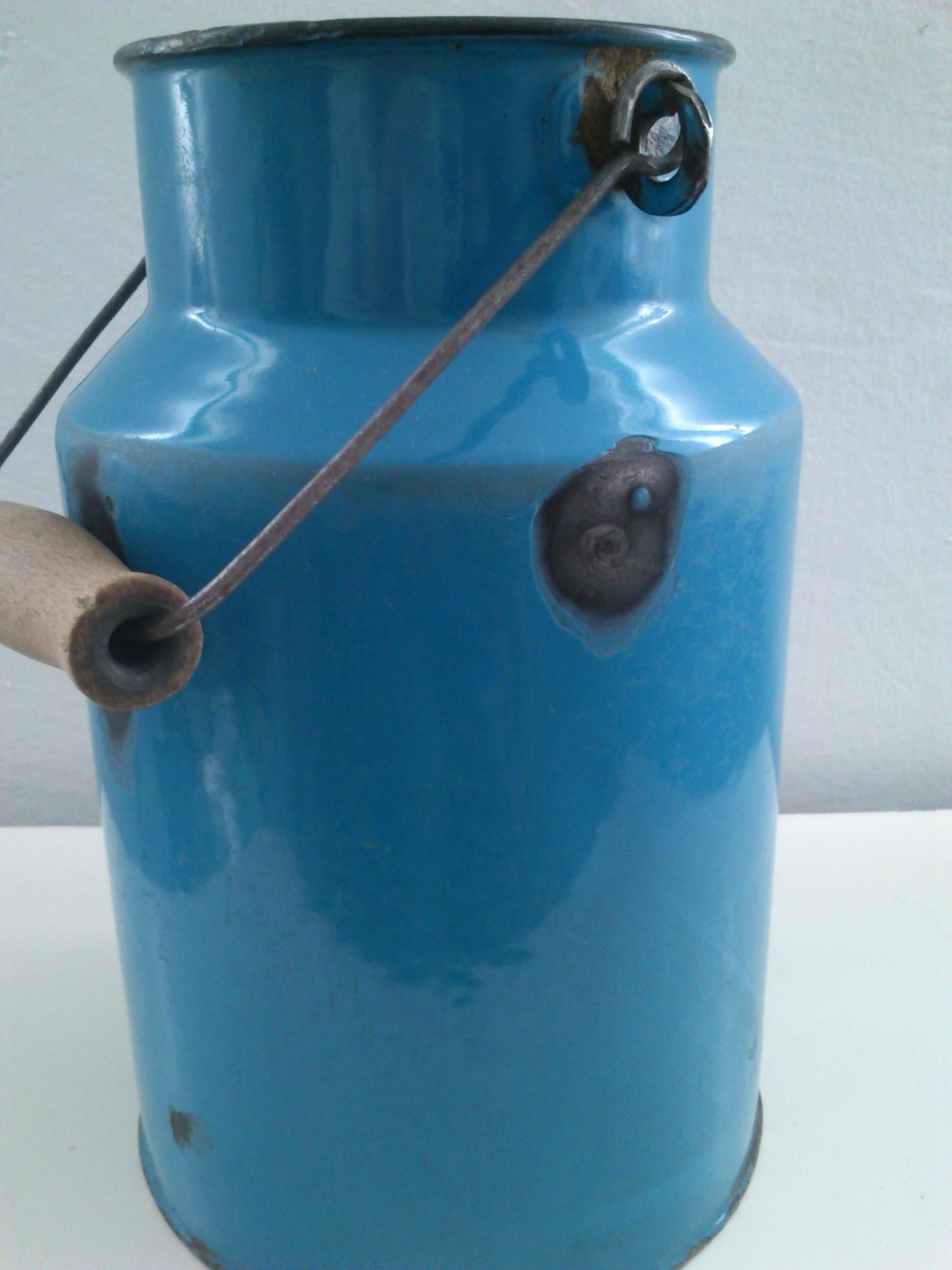 Vintage Blue Enamel Milk Can For Sale at 1stDibs | vintage milk can for ...