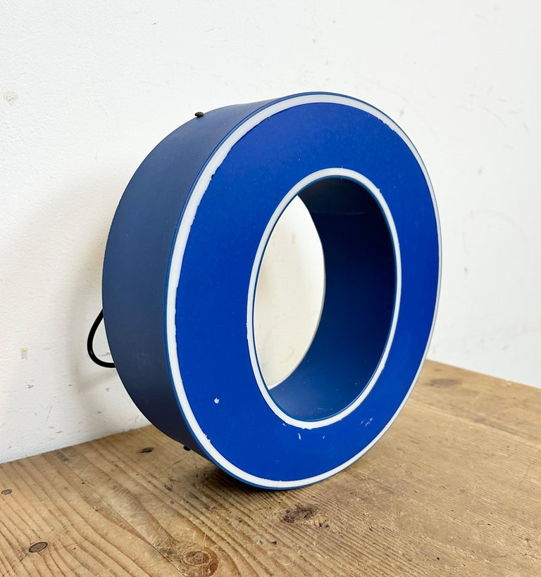 Vintage Blue Plastic Illuminated Letter O, 1970s For Sale at 1stDibs
