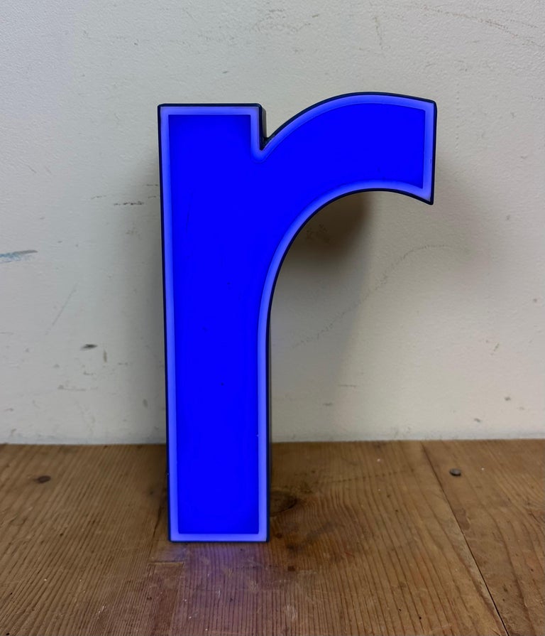 Vintage Blue Plastic Illuminated Letter R, 1970s For Sale at 1stDibs