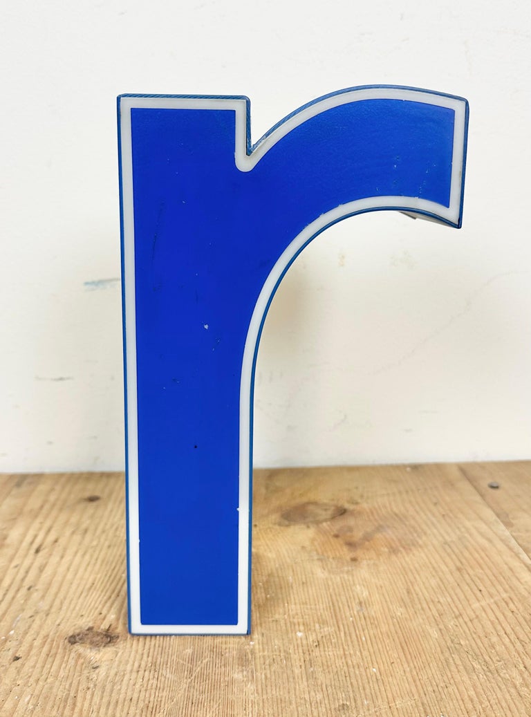 Vintage Blue Plastic Illuminated Letter R, 1970s For Sale at 1stDibs