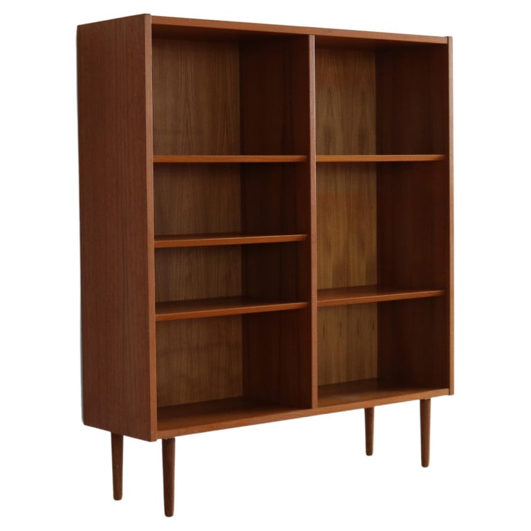 Vintage Bookcase Cabinet 60s Hundevad For Sale at 1stDibs