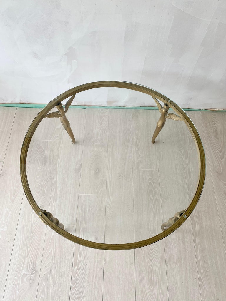 Vintage Brass Swan Round Coffee Table For Sale at 1stDibs