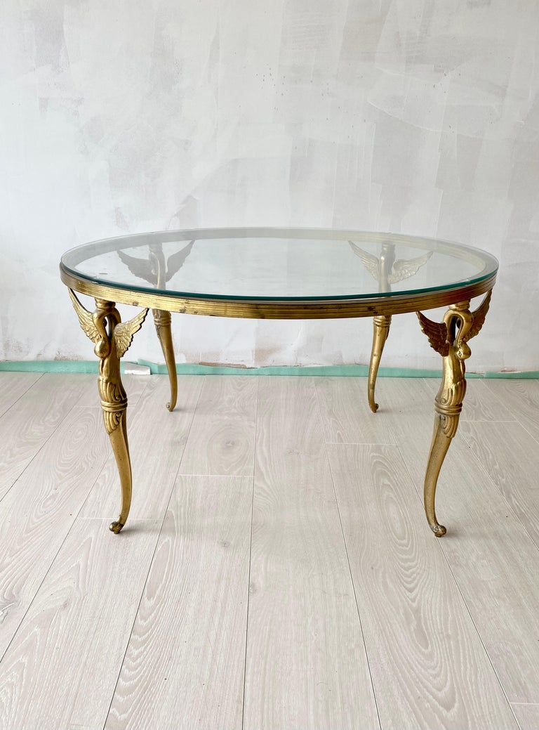 Vintage Brass Swan Round Coffee Table For Sale at 1stDibs