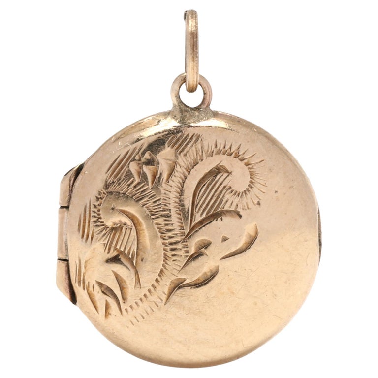 Vintage British Engraved Round Locket, 9k Yellow Gold, Small For Sale ...