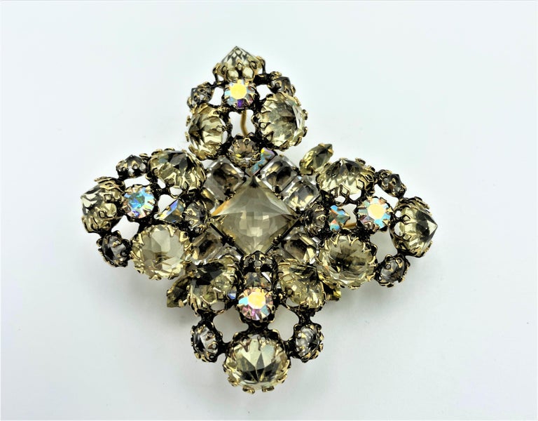 Vintage Brooch Or Pendant Singed Schreiner Ny Fully Cut Rhinestones