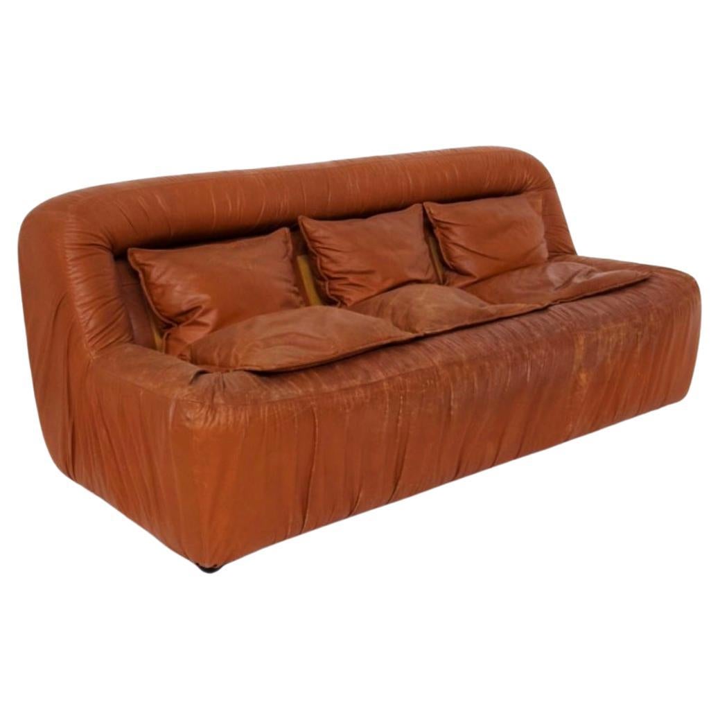 Marilyn Monroe Lip Sofa at 1stDibs