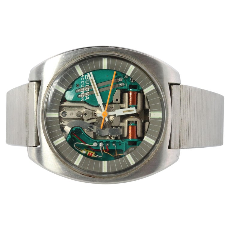 Vintage BULOVA Accutron watch. Spaceview Bulova Accutron Electric ...