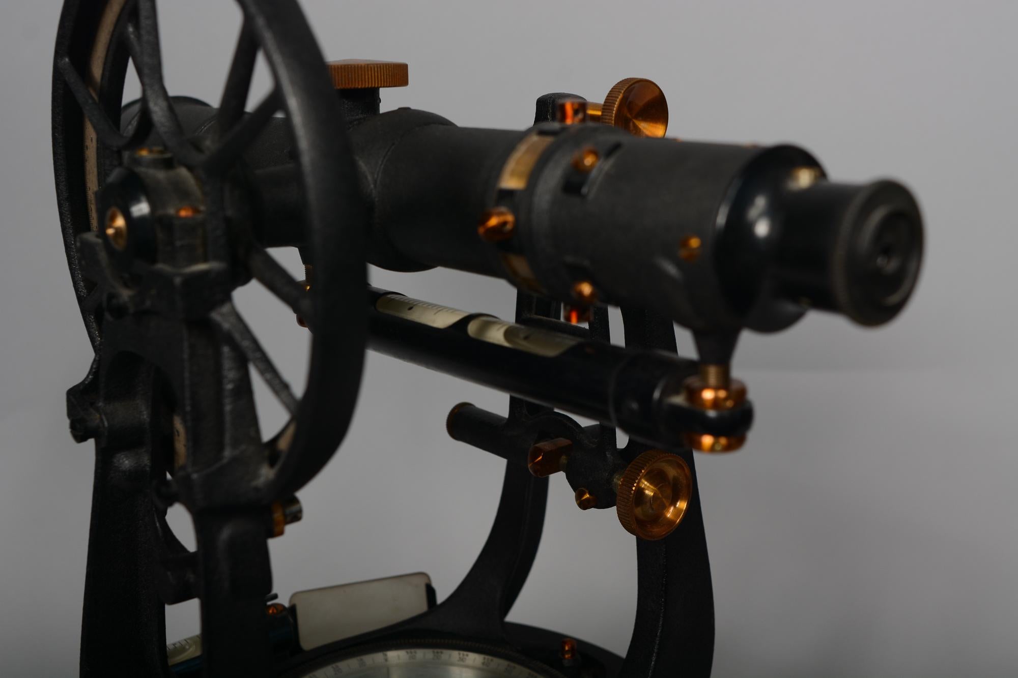 Vintage C. L. Berger and Sons Surveyor's Transit at 1stDibs | how old ...
