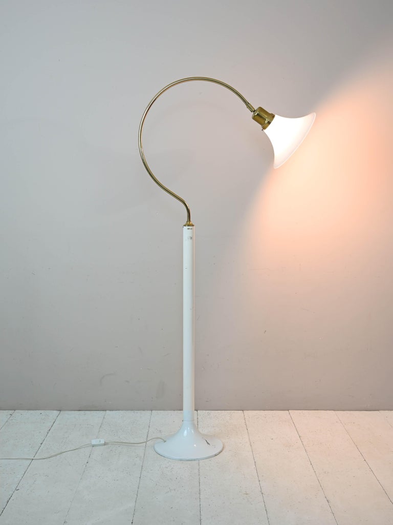 Vintage C-Shaped Lamp For Sale at 1stDibs