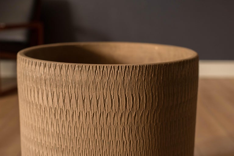 Vintage California Modern Sgraffito Planter Pot by Gainey at 1stDibs