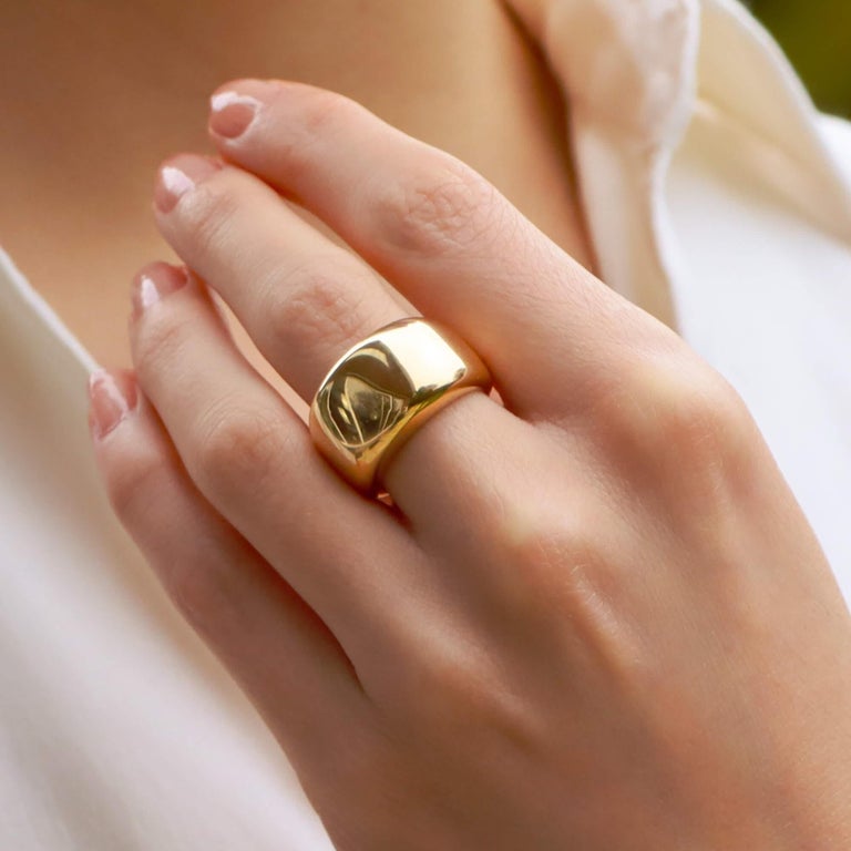 Vintage Cartier New Wave Ring in 18k Yellow Gold at 1stDibs