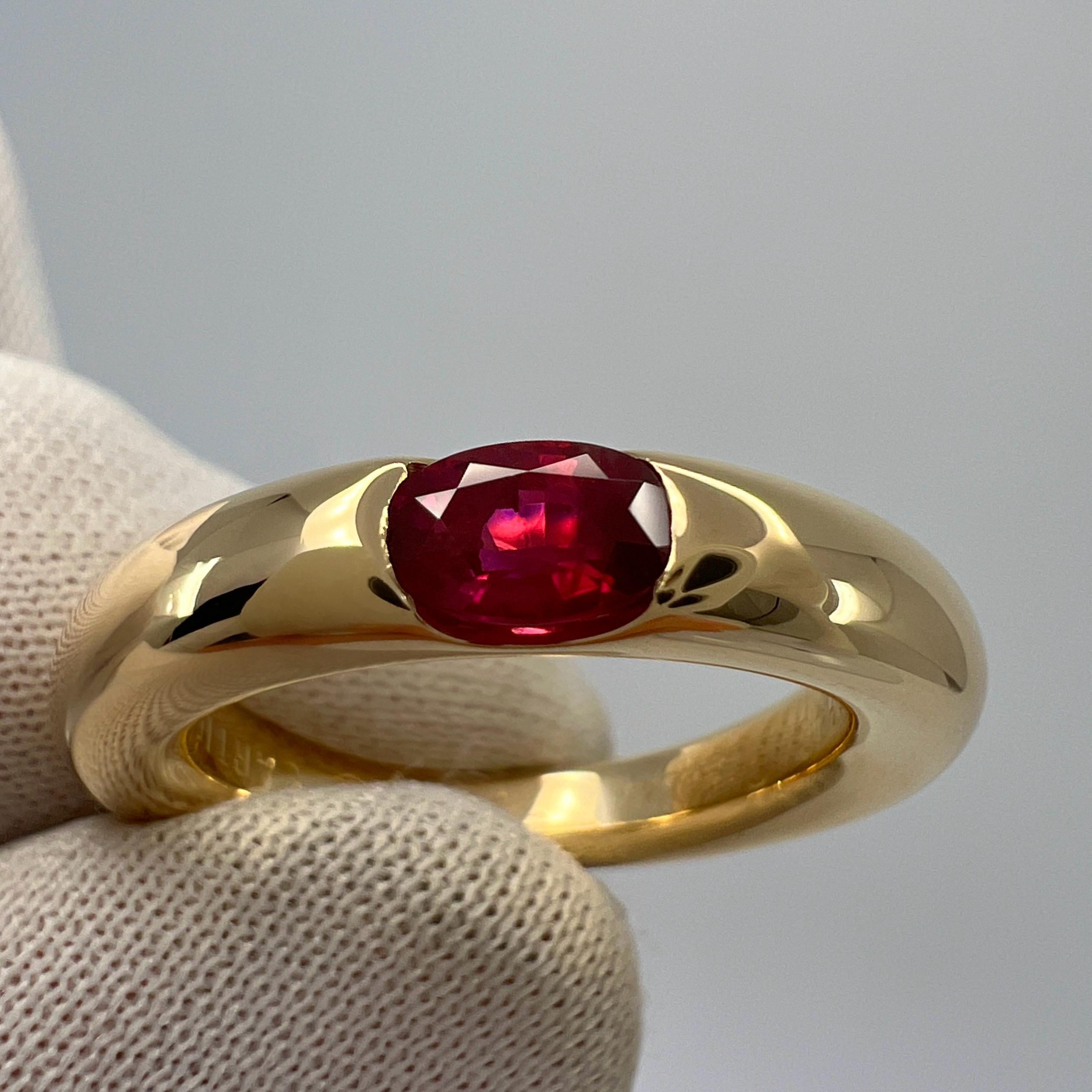 Vintage Cartier VIVID Red Ruby Oval Cut 18k Yellow Gold Solitaire Ellipse Ring 6 For Sale at 1stDibs