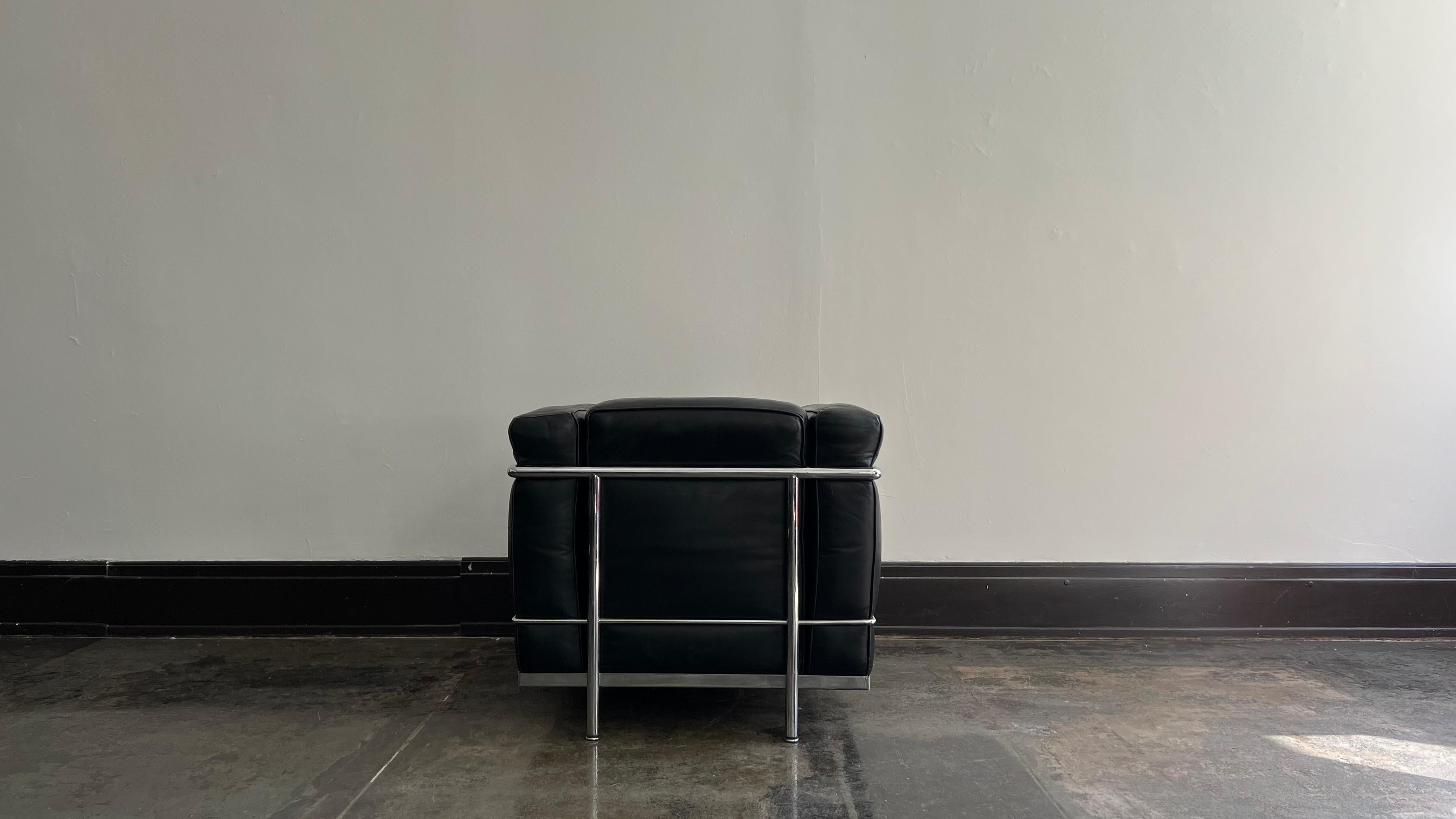 Vintage Cassina Le Corbusier, Jeanneret, and Perriand LC2 Club Chair ...