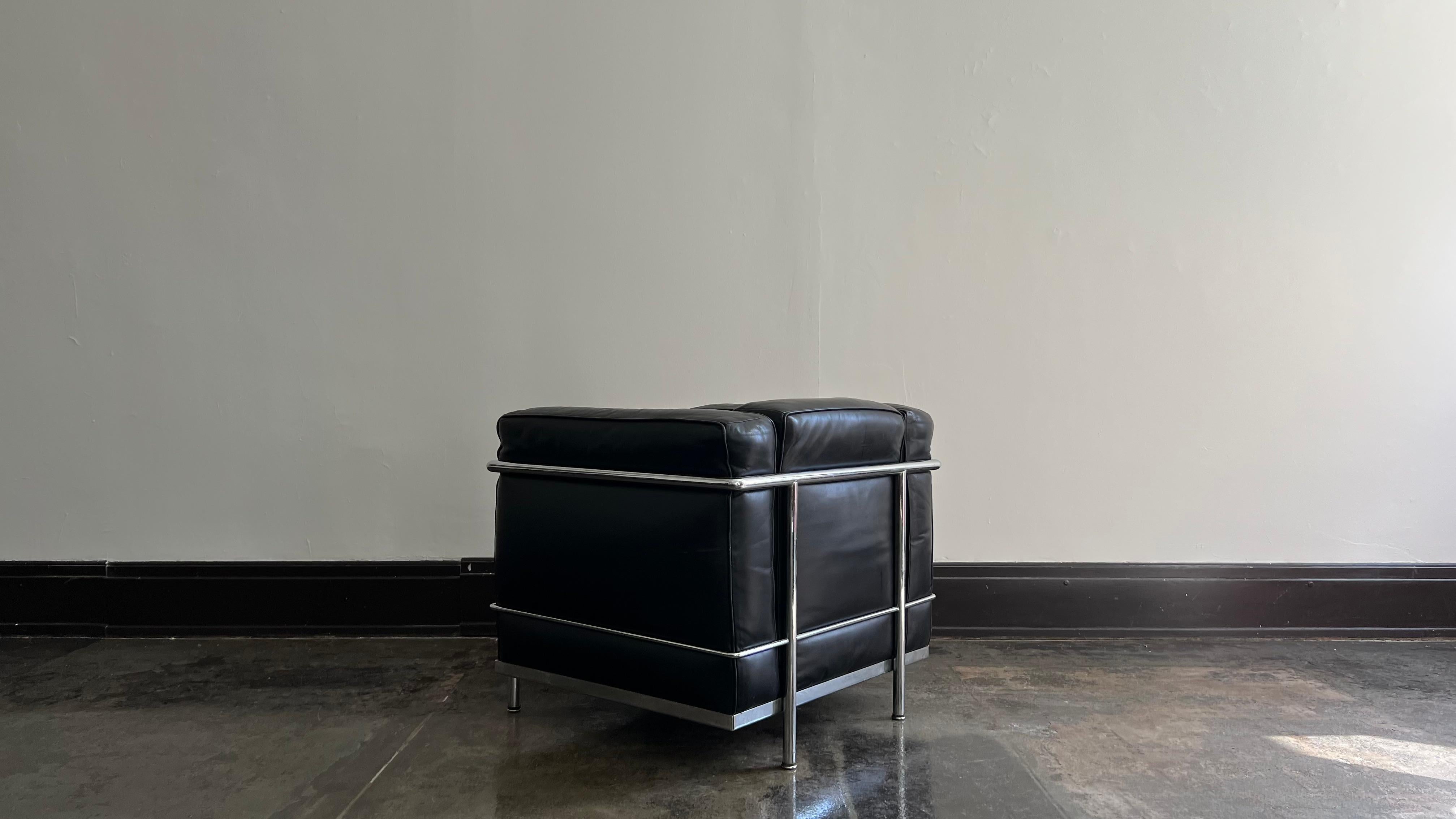Vintage Cassina Le Corbusier, Jeanneret, and Perriand LC2 Club Chair ...