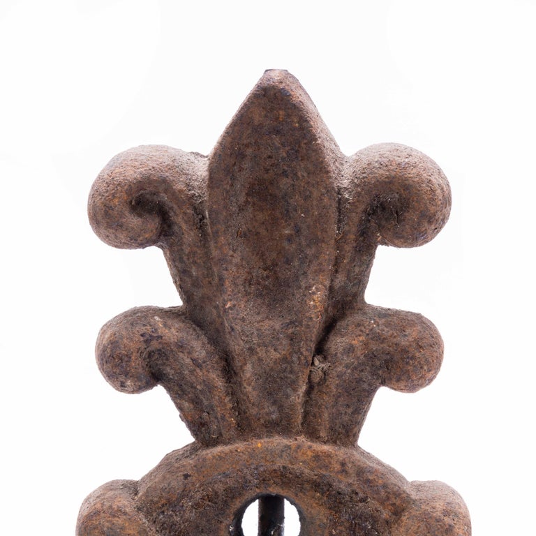 Vintage Cast Iron Mounted Fence Finials For Sale at 1stDibs