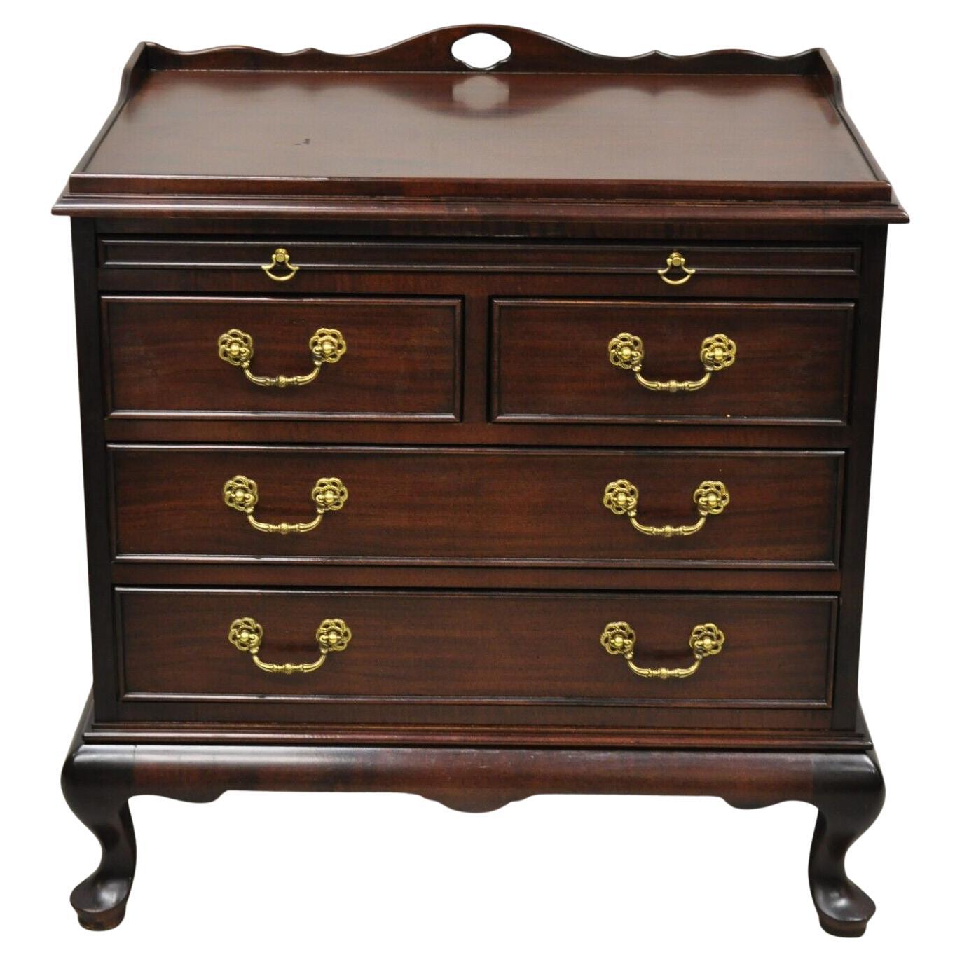 Vintage Century Furniture Mahogany Queen Anne Style Nightstand Chest of ...