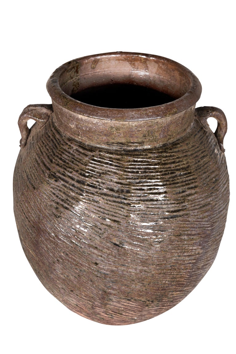 Vintage Ceramic Ribbed Pot with Handled For Sale at 1stDibs