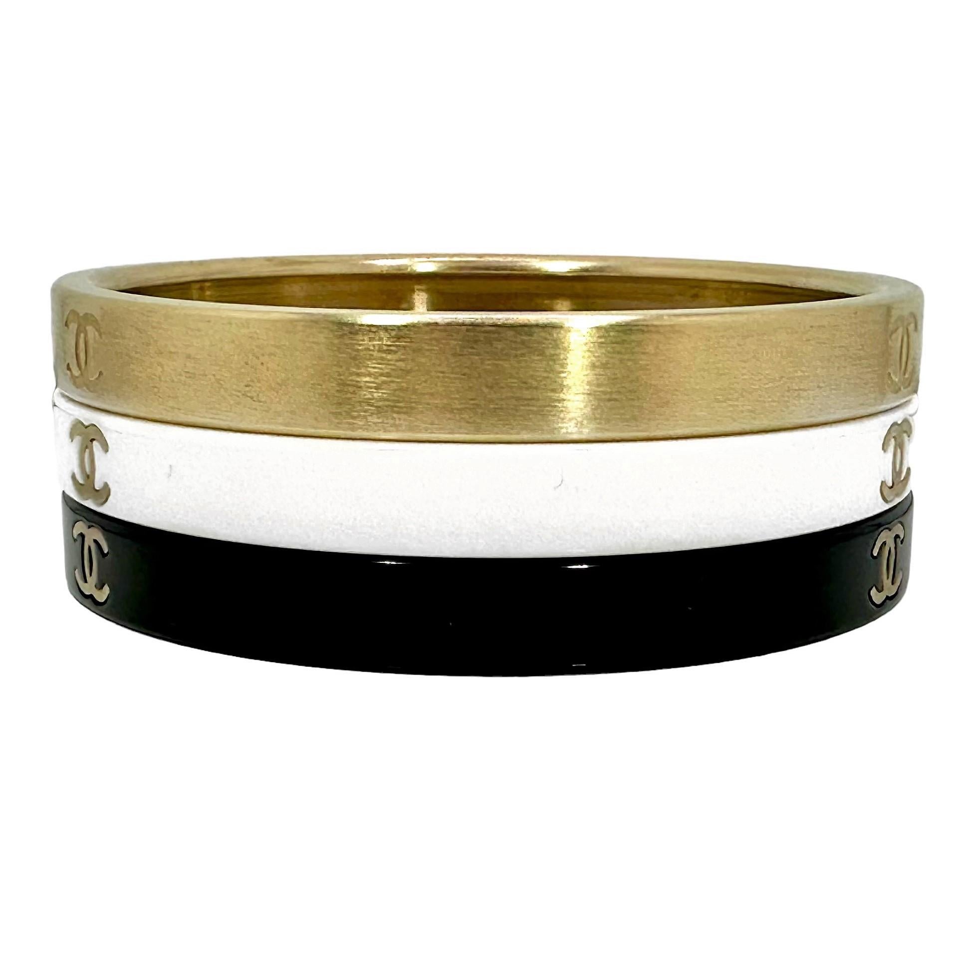 Vintage Chanel Bangle Set of 3: In Gold Tone, White, and Black Resin ...