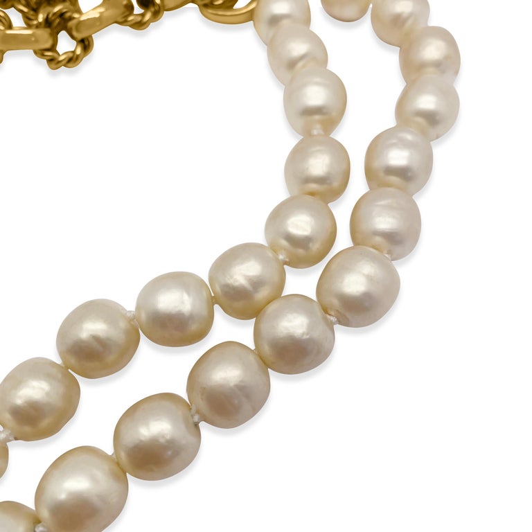 Vintage Chanel Baroque Pearl and Chunky Chain Necklace 1980s For Sale ...
