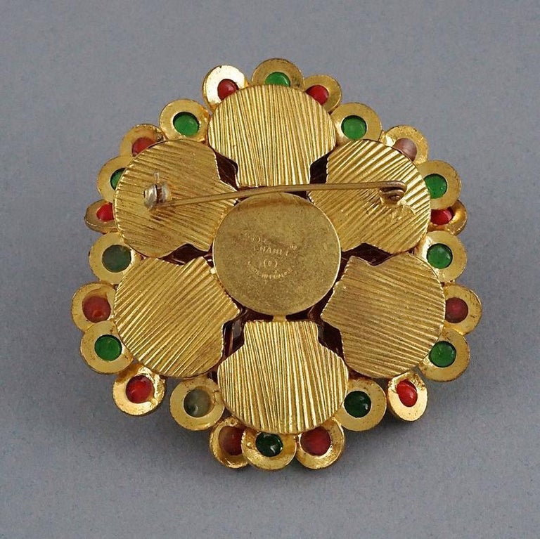 Vintage CHANEL Clam Shell Gripoix Pearl Brooch at 1stDibs