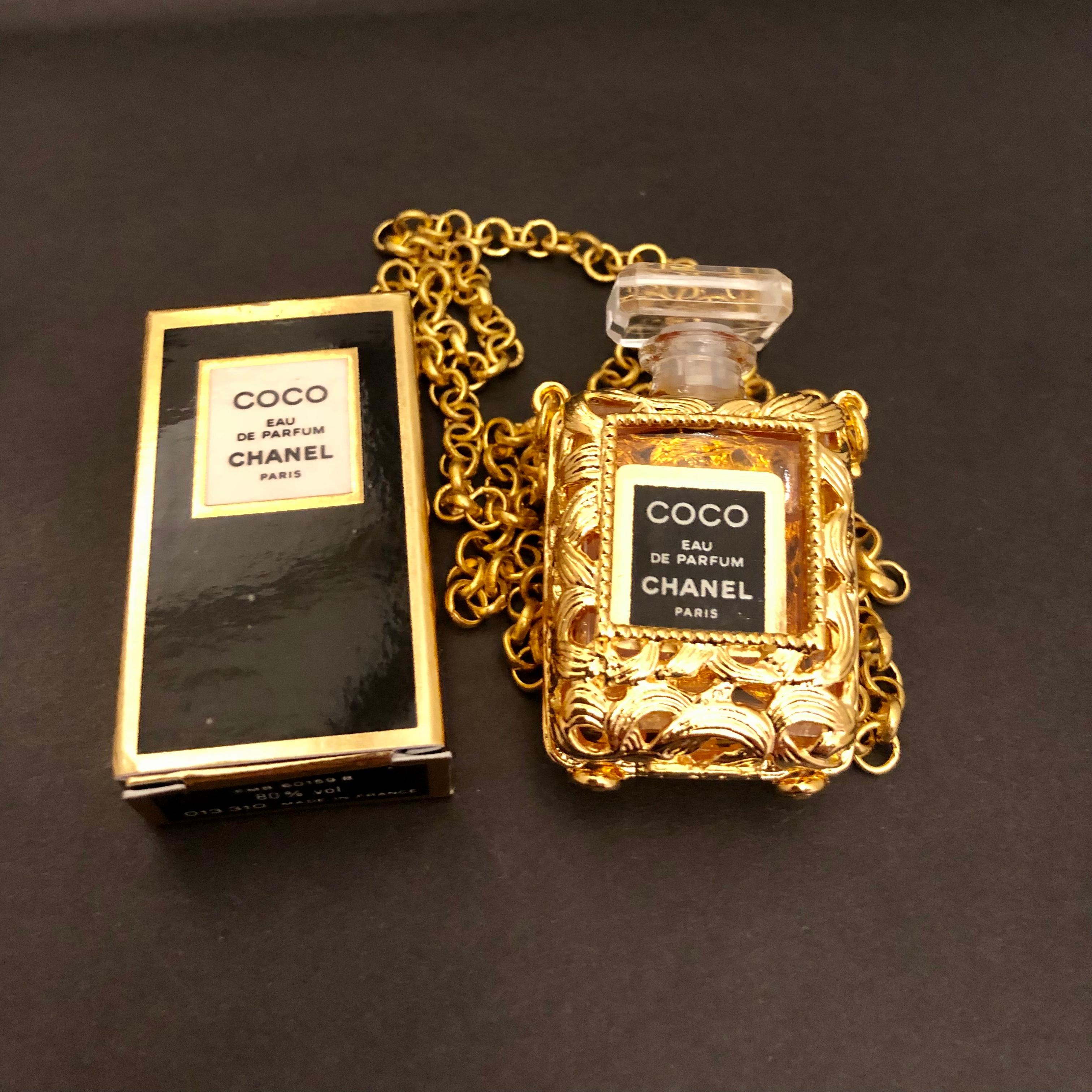 Vintage CHANEL Gold Toned COCO Perfume Chain Necklace For Sale at ...