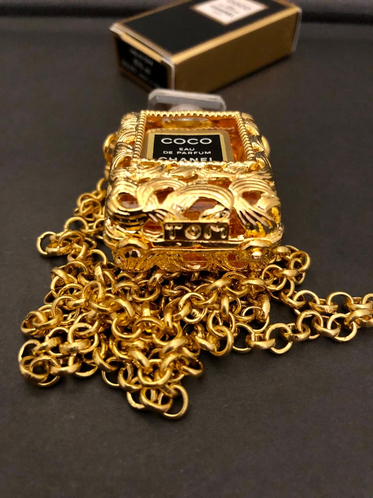 Vintage CHANEL Gold Toned COCO Perfume Chain Necklace For Sale at 1stDibs