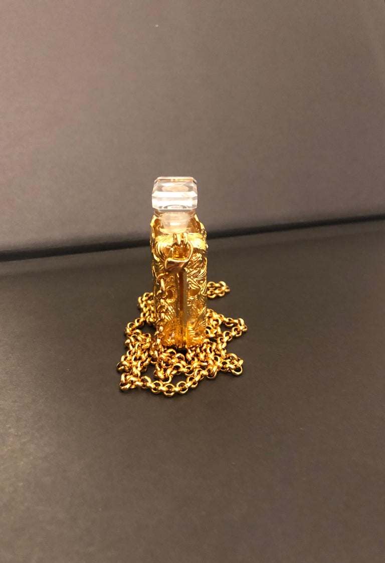 Vintage CHANEL Gold Toned No 5 Perfume Chain Necklace For Sale at 1stDibs