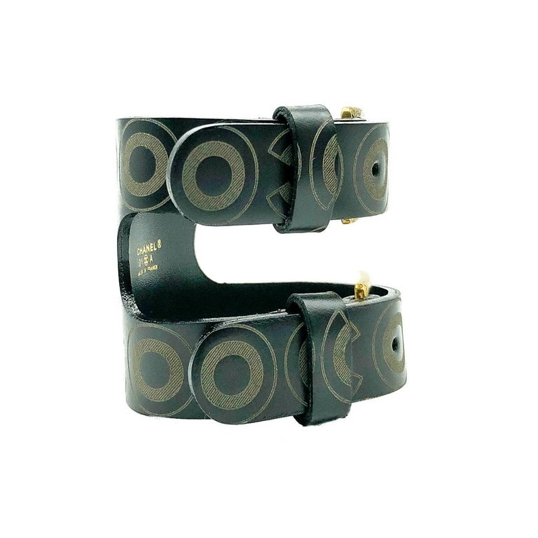 Vintage Chanel Leather Double Buckle Coco Cuff 2001 For Sale at 1stDibs