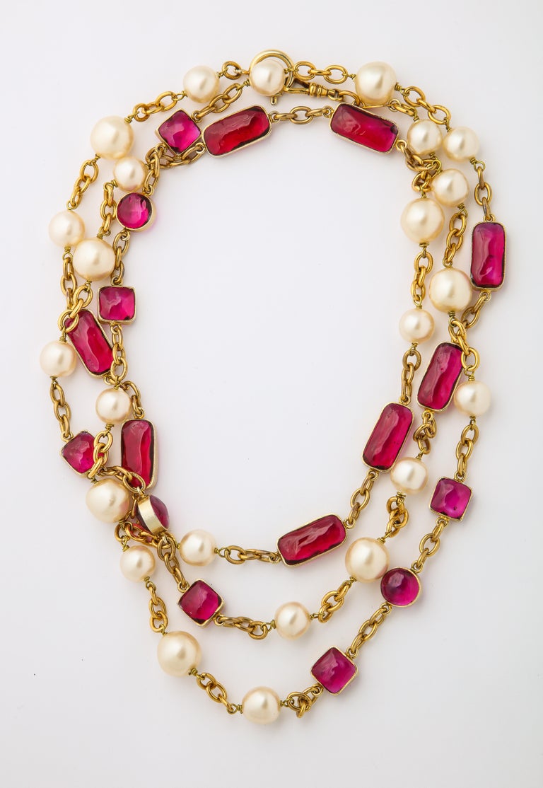 Vintage Chanel Pearl and Gripoux Chicklet Necklace For Sale at 1stDibs