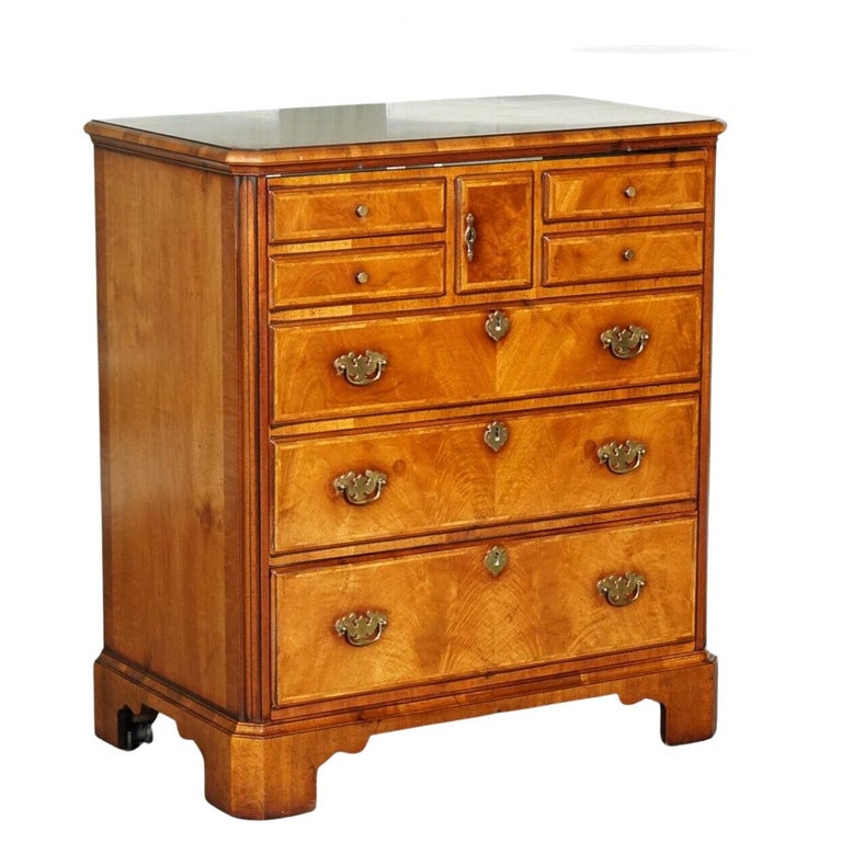 Vintage Chest of Drawers Looking Walnut TV Plasma Hi Fi Stereo Cabinet ...