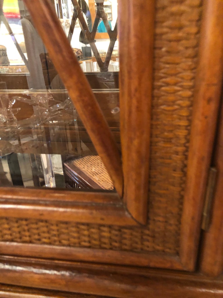 Vintage Chinese Chippendale Rattan Bamboo Pagoda Greek Key Display ...