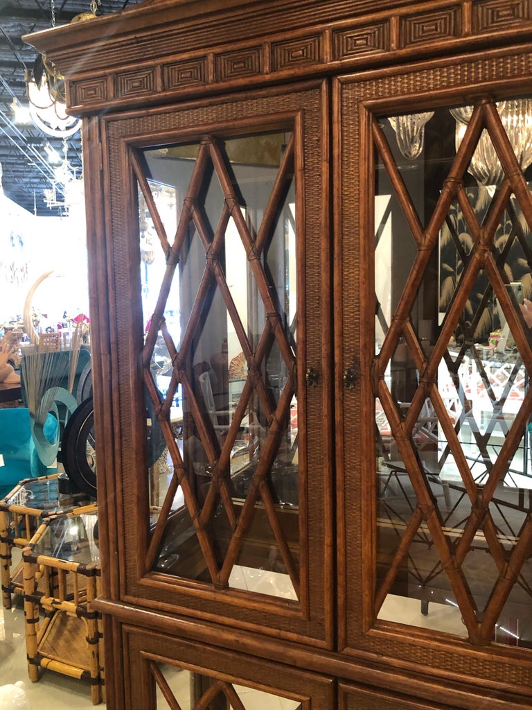 Vintage Chinese Chippendale Rattan Bamboo Pagoda Greek Key Display ...