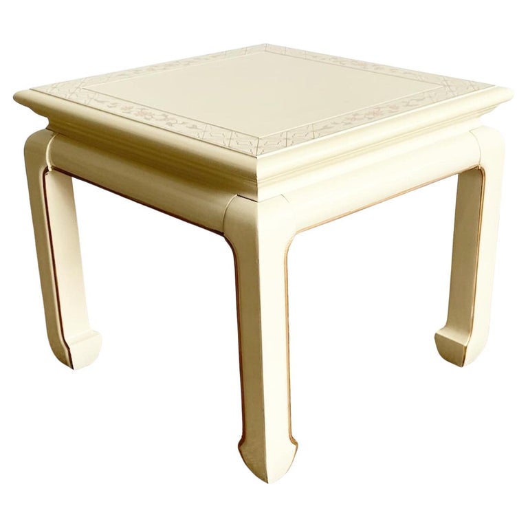 Vintage Chinese Cream Lacquered Hand Painted Side Table For Sale at 1stDibs