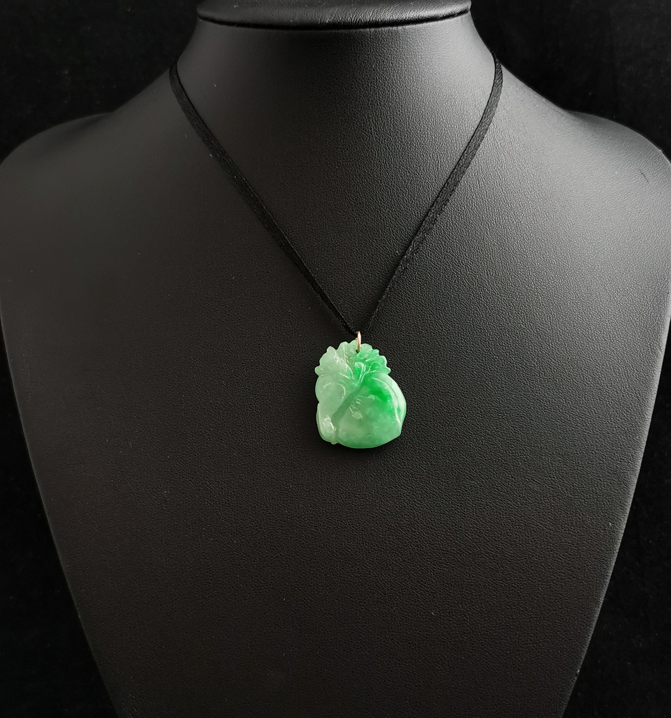 Vintage Chinese Jade pendant Monkey and Peach at 1stDibs | monkey jade ...