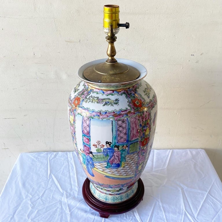 Vintage Chinese Porcelain Hand Painted Table Lamp For Sale at 1stDibs