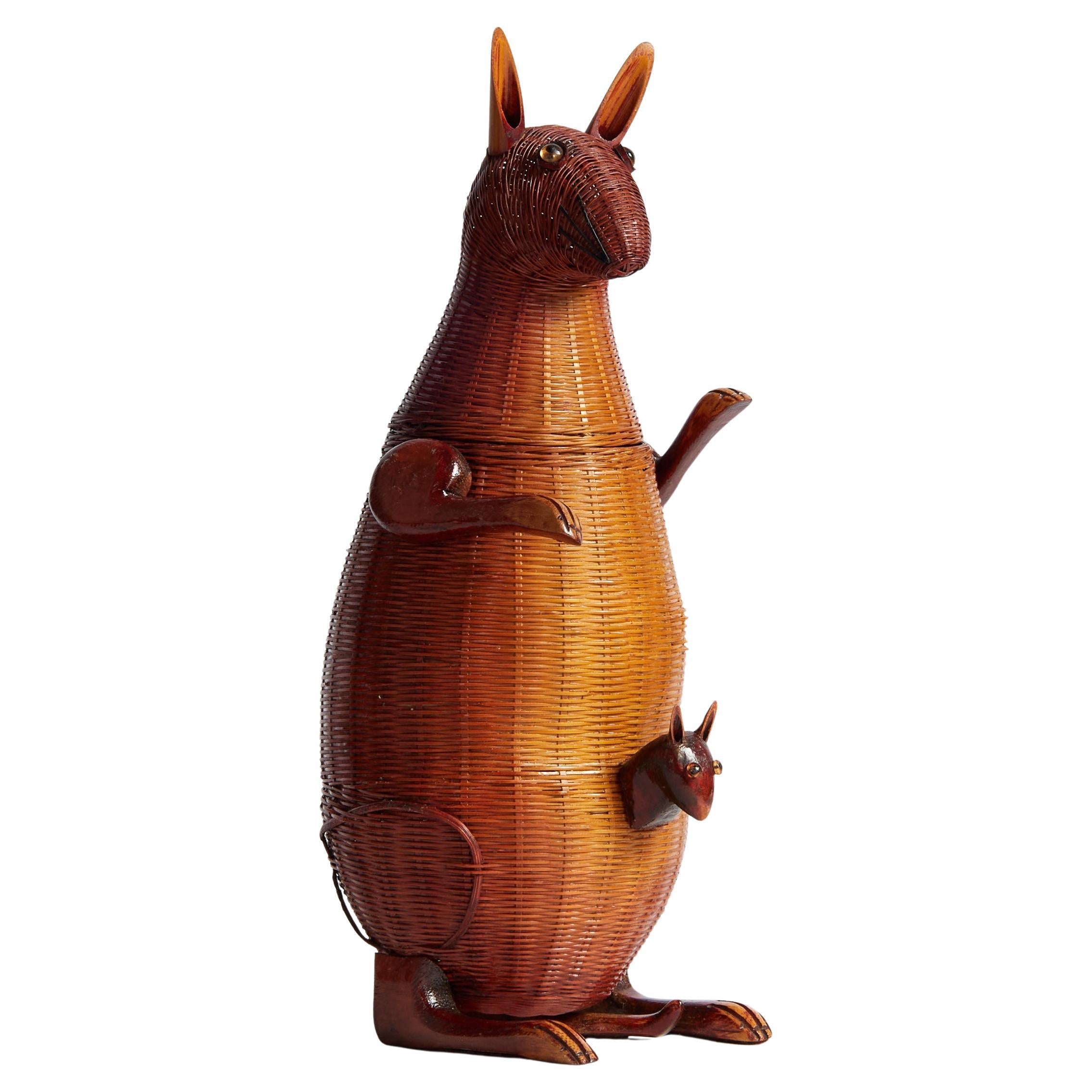 Vintage Chinese Wicker Shanghai Kangaroo Box For Sale at 1stDibs