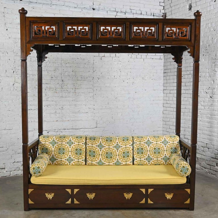 Vintage Chinoiserie Hand Carved Canopy Daybed Style of Chinese Wedding ...