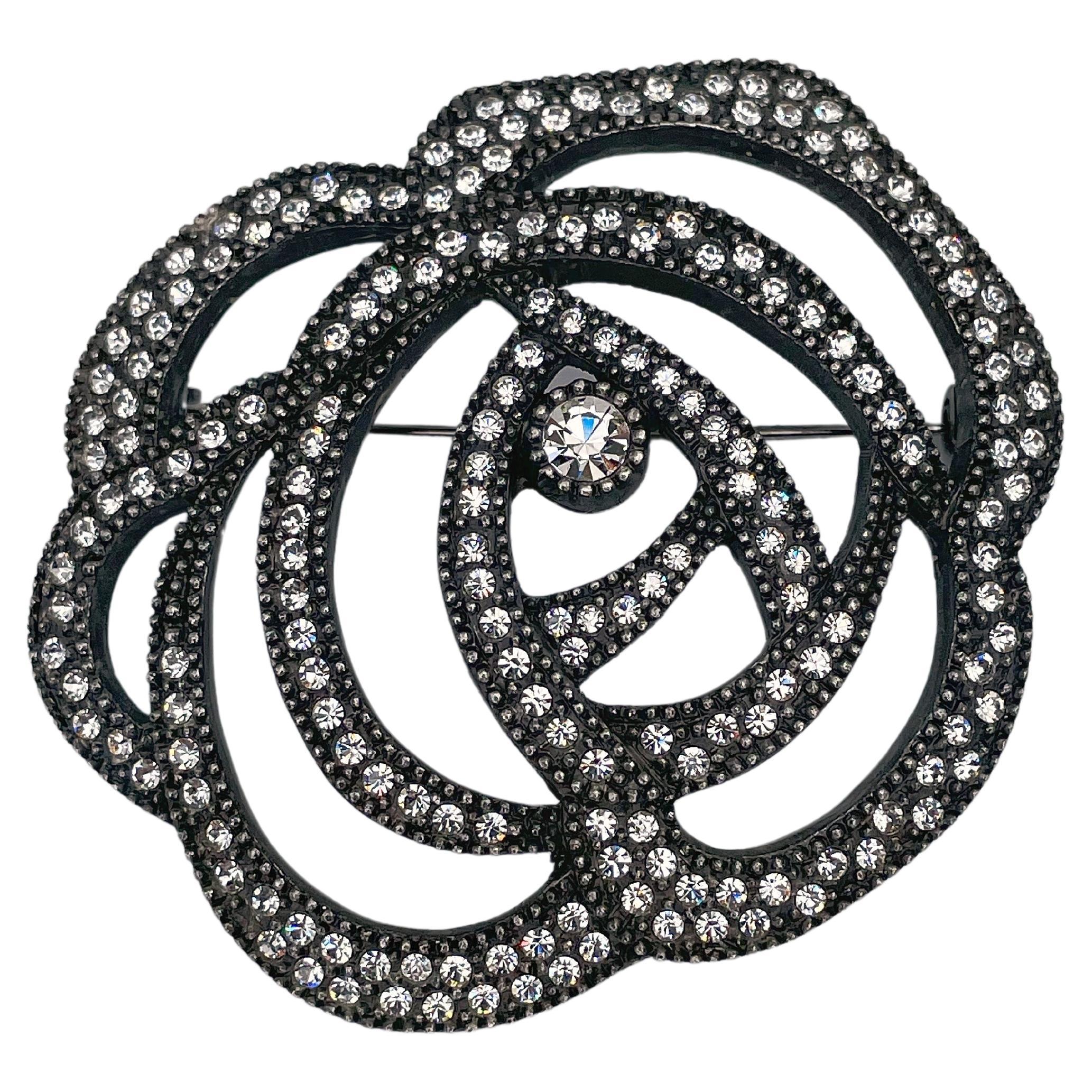 Exceptional Christian Dior vintage flower brooch of 1970 at 1stDibs