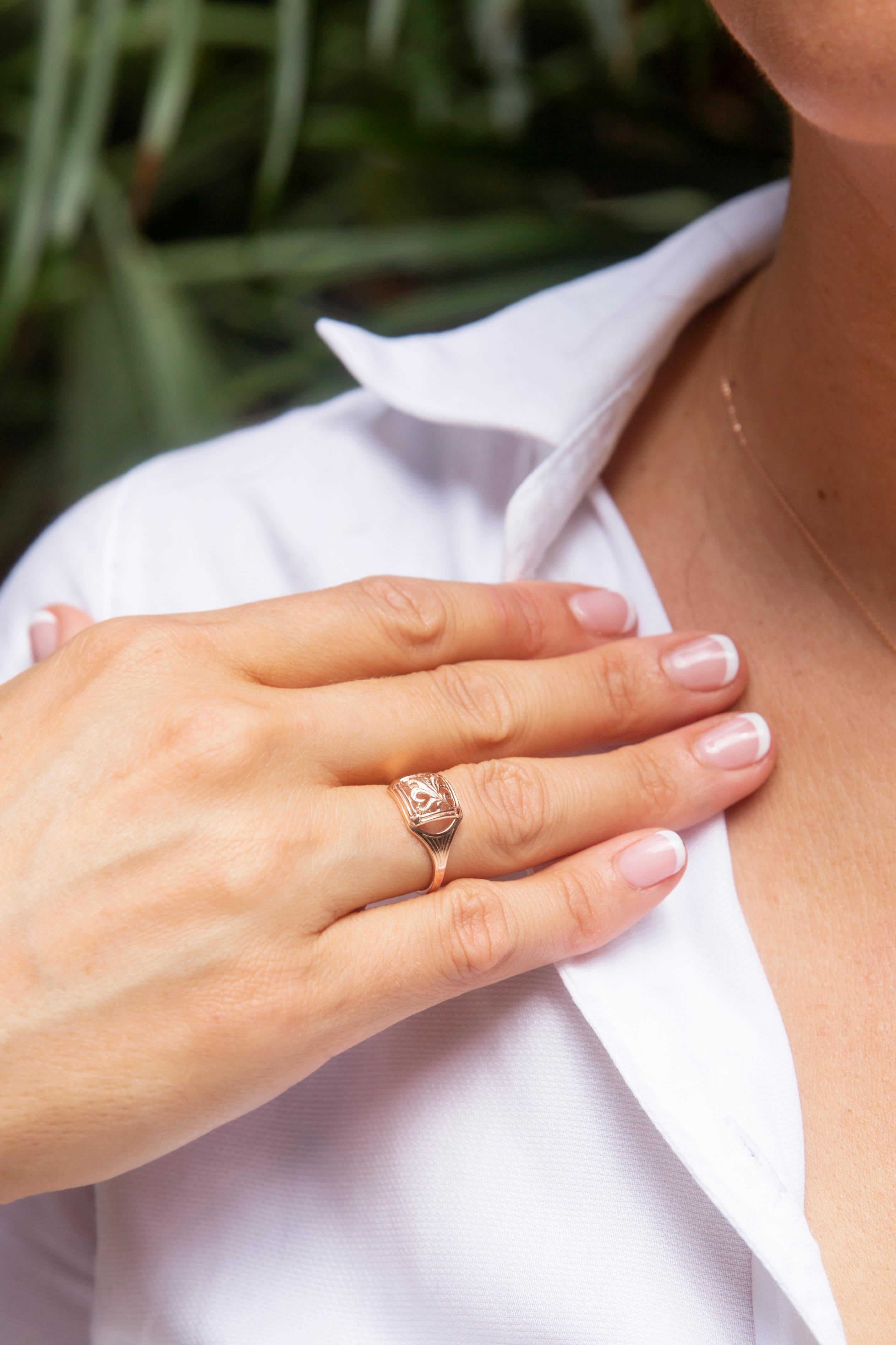 Vintage circa 1960s 18 Carat Rose Gold Letter "M" Cushion Shaped Signet ...