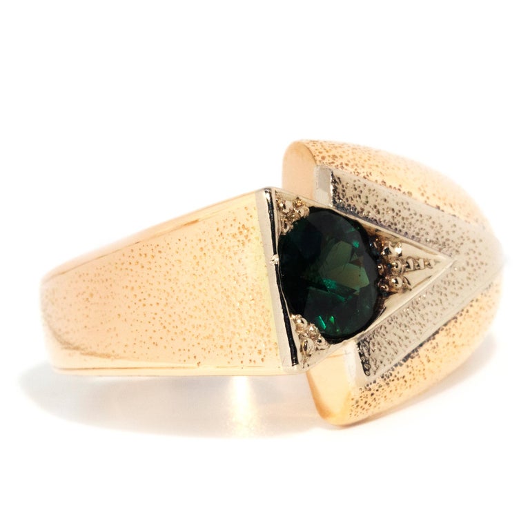 Vintage circa 1970s Green Sapphire 9 Carat Yellow Gold V-Shaped Men's ...
