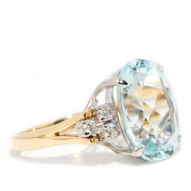 Vintage circa 1980s 14 Carat Gold Diamond and Bright Light Oval ...