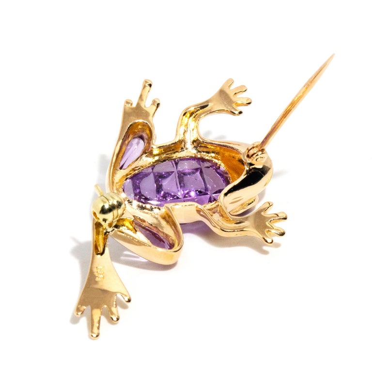 Vintage Circa 1980s 14 Carat Yellow Gold Light Amethyst Cabochon Frog ...