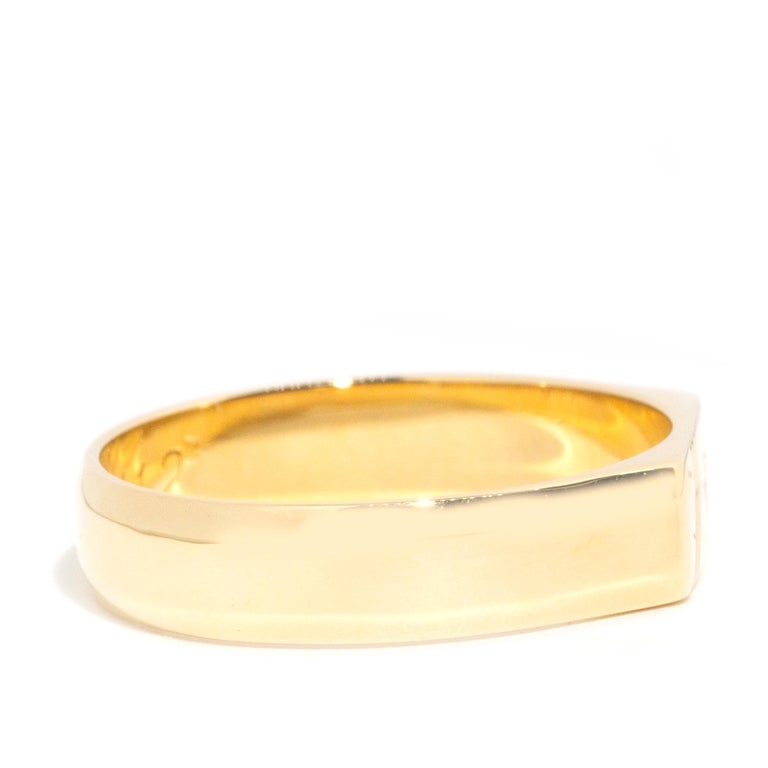 Vintage circa 1980s 9 Carat Gold Hammer Set Round Brilliant Diamond ...