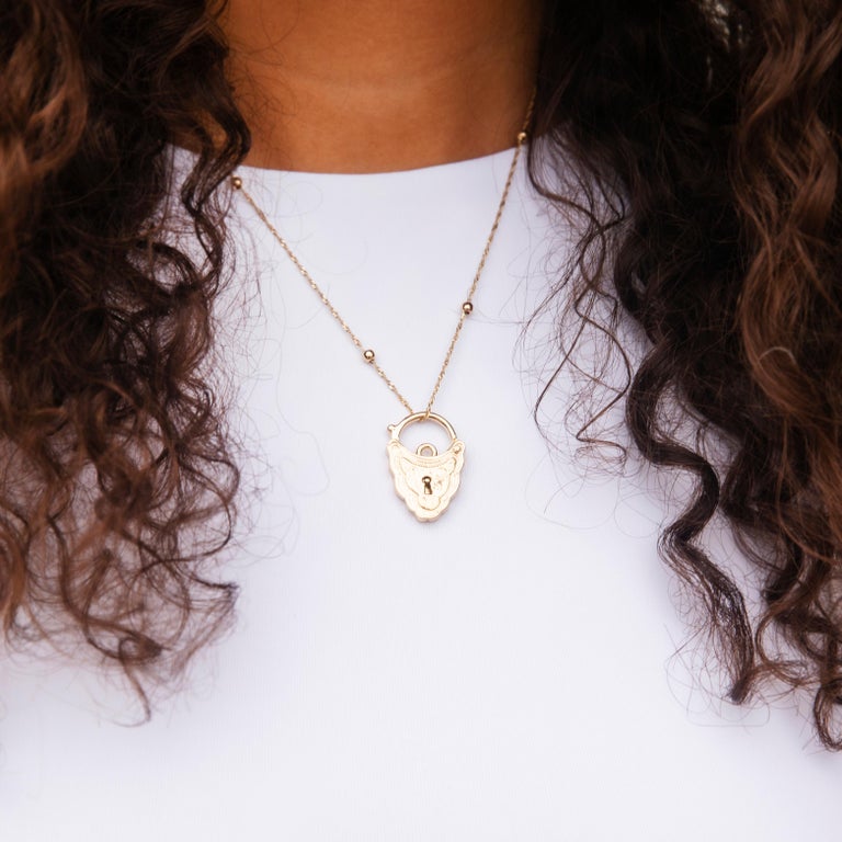 Vintage circa 1980s 9ct Yellow Gold Shield Padlock Pendant and Twisted Bead Chain For Sale at ...