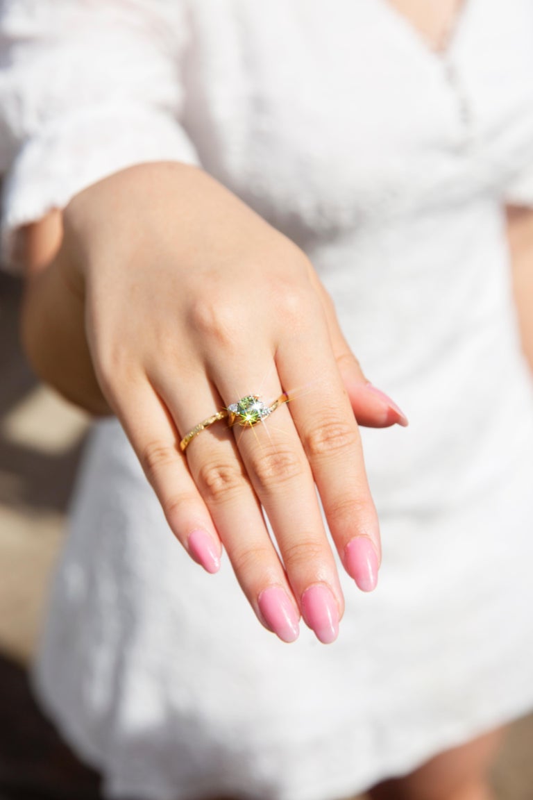 Vintage circa 1990s 18 Carat Yellow Gold Green Parti Sapphire and Diamond Ring For Sale at 1stDibs