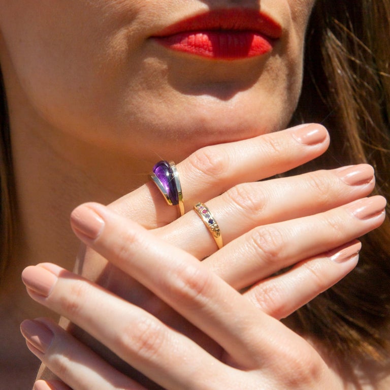 Vintage Circa 1990s 9 Carat Gold Freeform Amethyst Cabochon Crossover ...