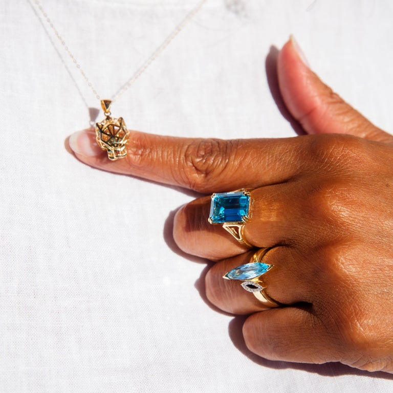 Vintage circa 1990s Emerald Cut Bright Blue Topaz Split Ring 9 Carat ...