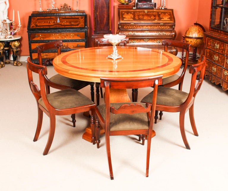 Vintage Circular Extending Dining Table by Charles Barr, 20th Century ...